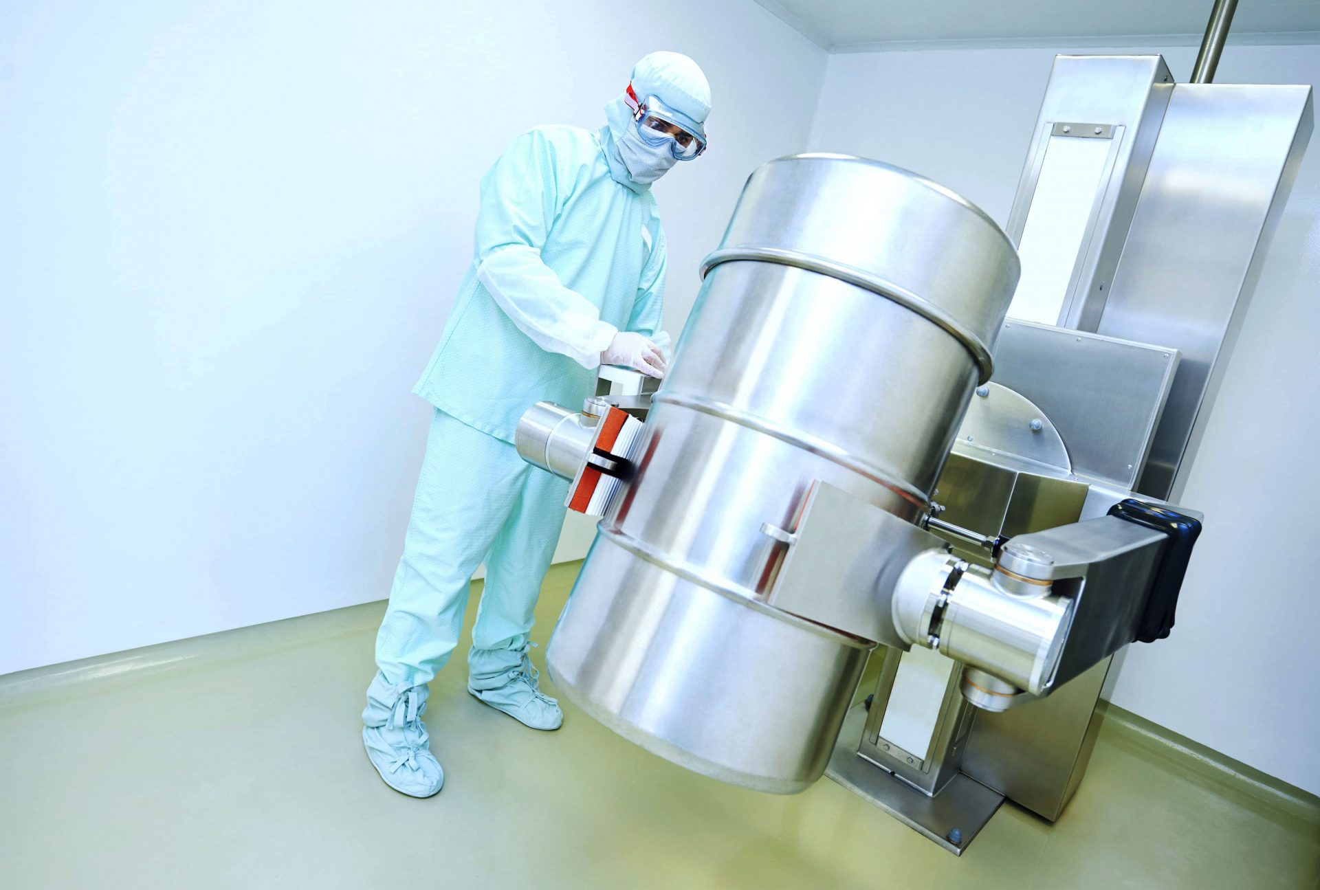 ECP: from toxicology to a Containment Strategy