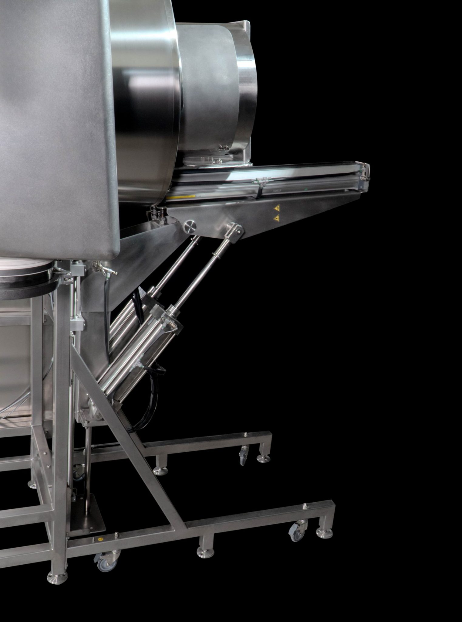 Chemical Reactor Charging. - csv containment news