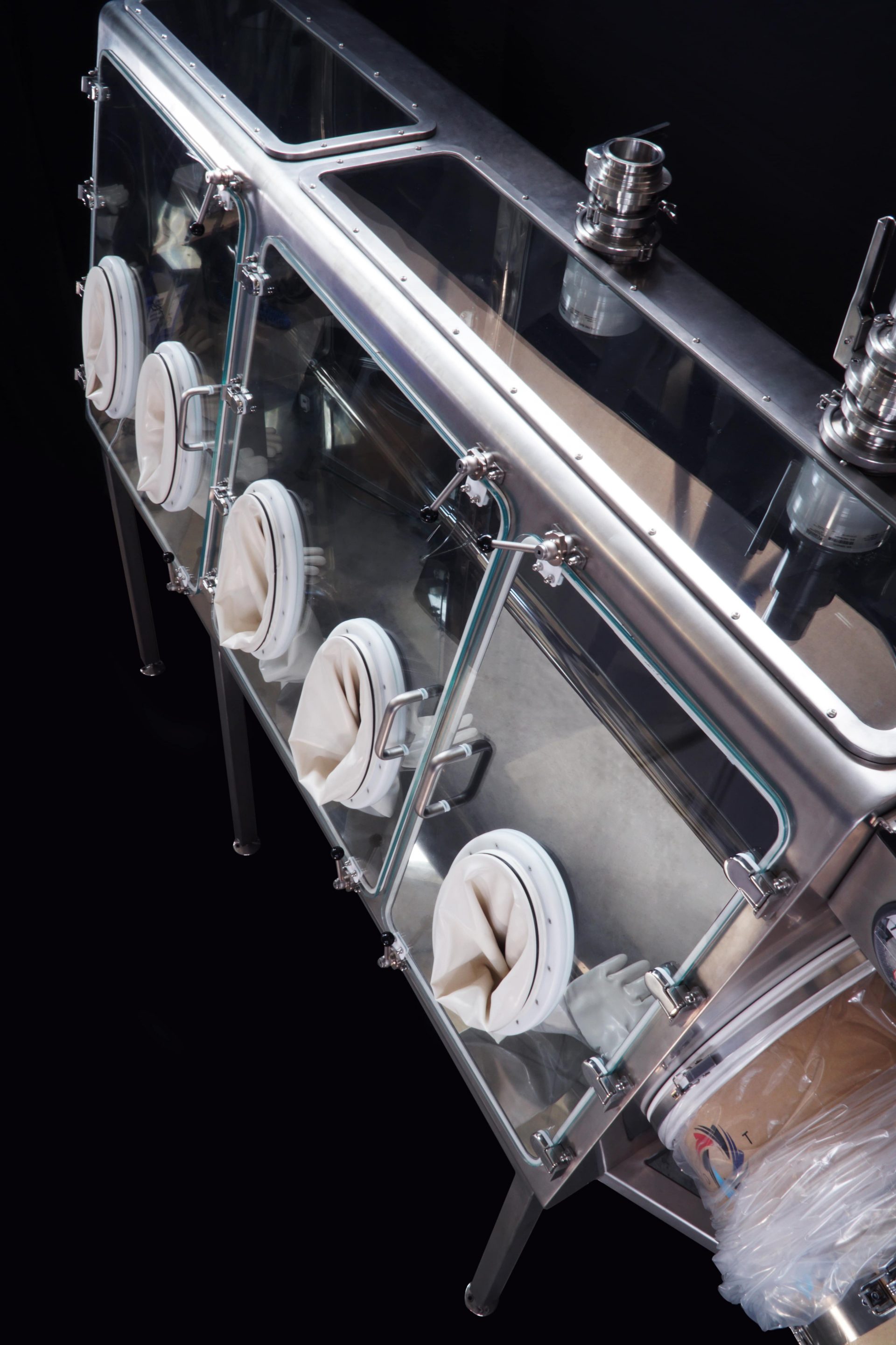 RABS for Powder Transfer: an Impressive Containment Solution.