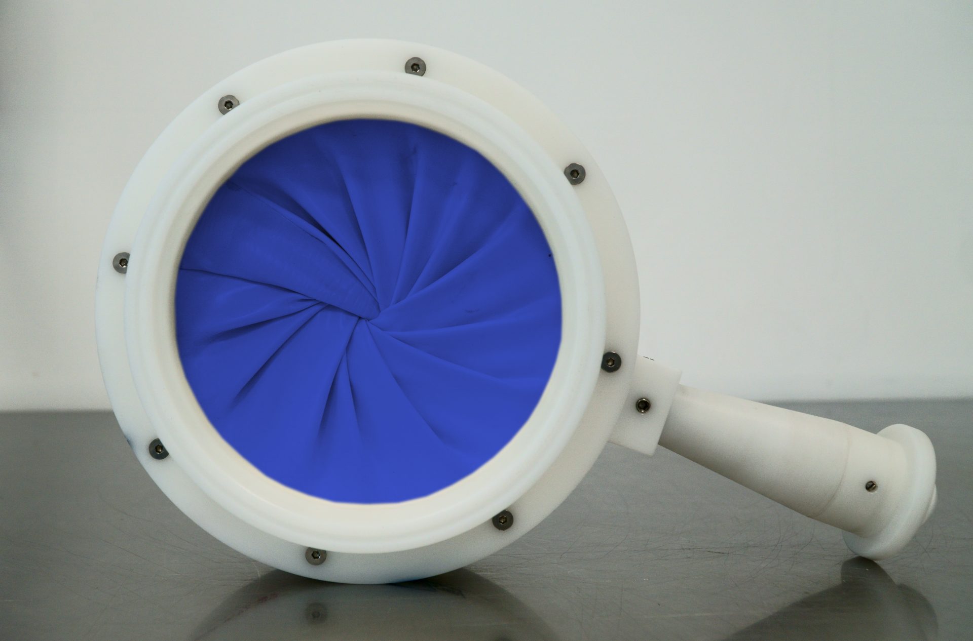 Iris mouse hole Pass Through